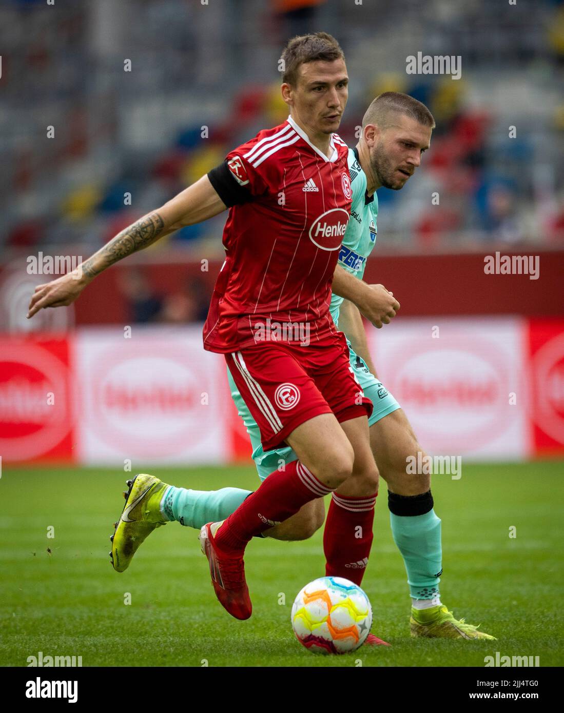 Robert leipertz sc paderborn 07 Banque de photographies et d’images à ...