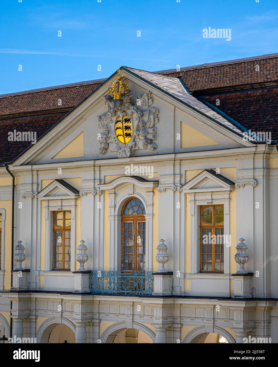 Le 18th siècle baroque Residenzschloss Ludwigsburg, inspiré par le ...