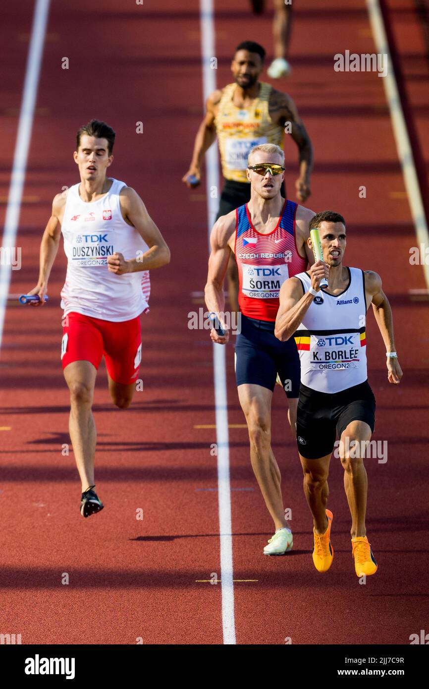 Le Belge Kevin Borlee photographié en action pendant les épreuves de la ...