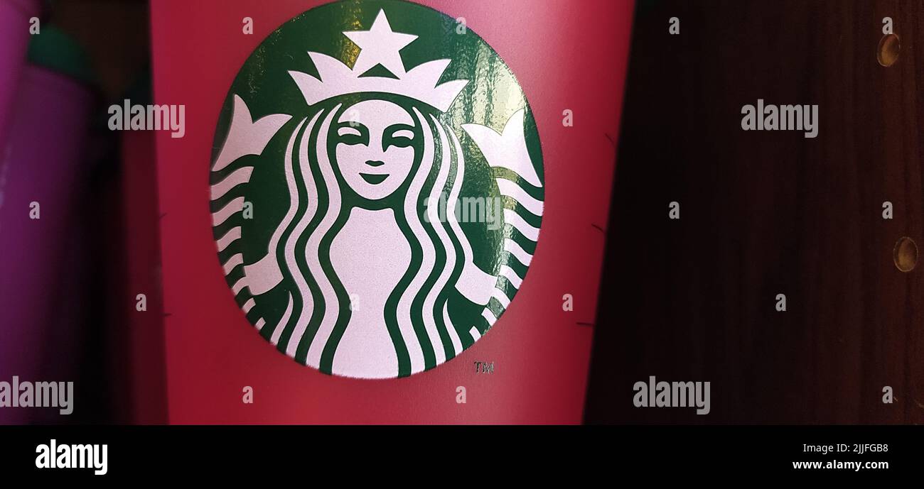 Starbucks coffee paris Banque de photographies et d’images à haute ...