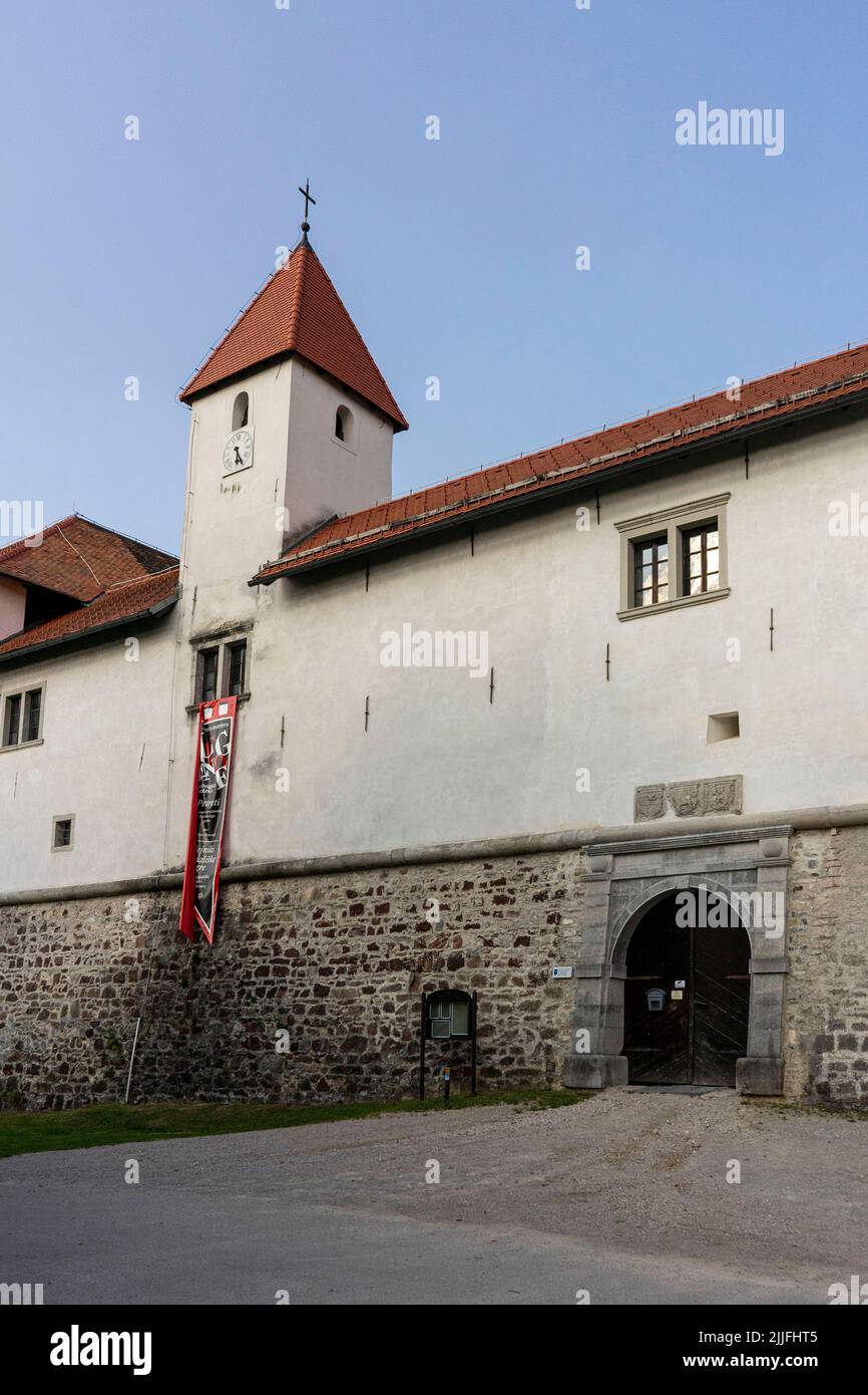 Le château de Turjak est l'un des plus grands châteaux encore debout de ...