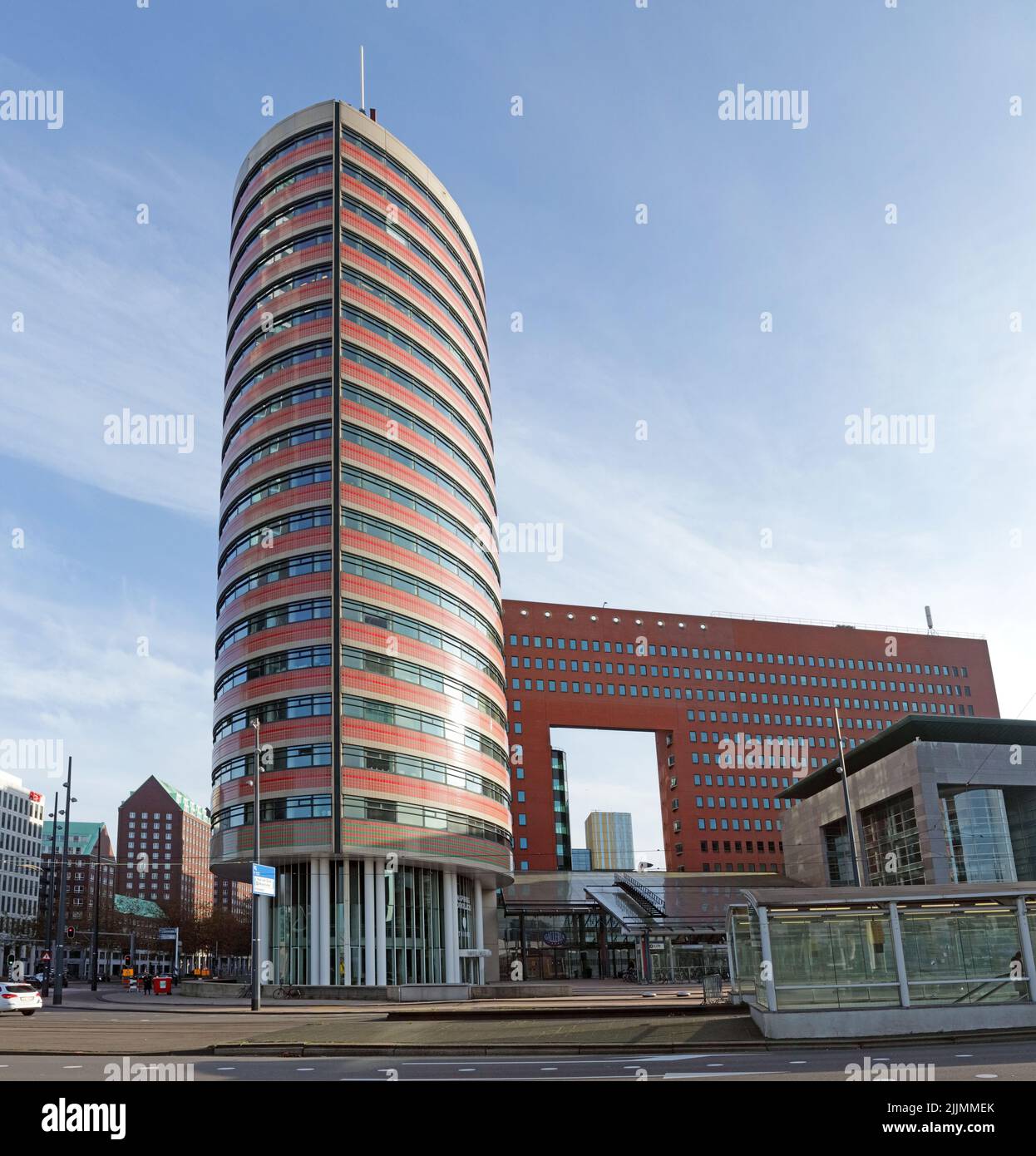 La arquitectura moderna de rotterdam Banque de photographies et d ...