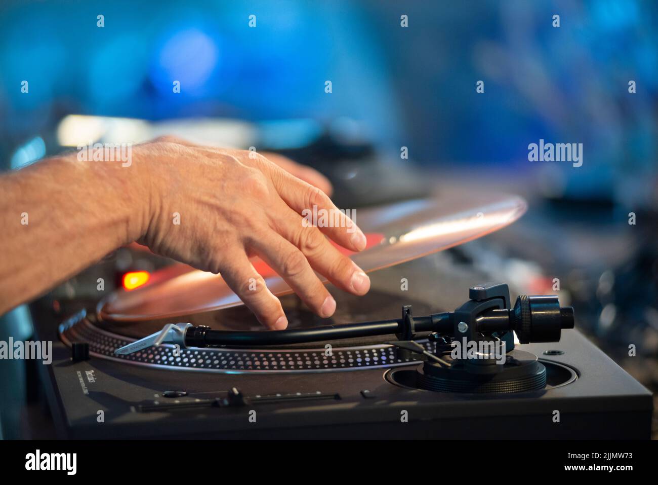 Dj vinyl Banque de photographies et d’images à haute résolution - Alamy