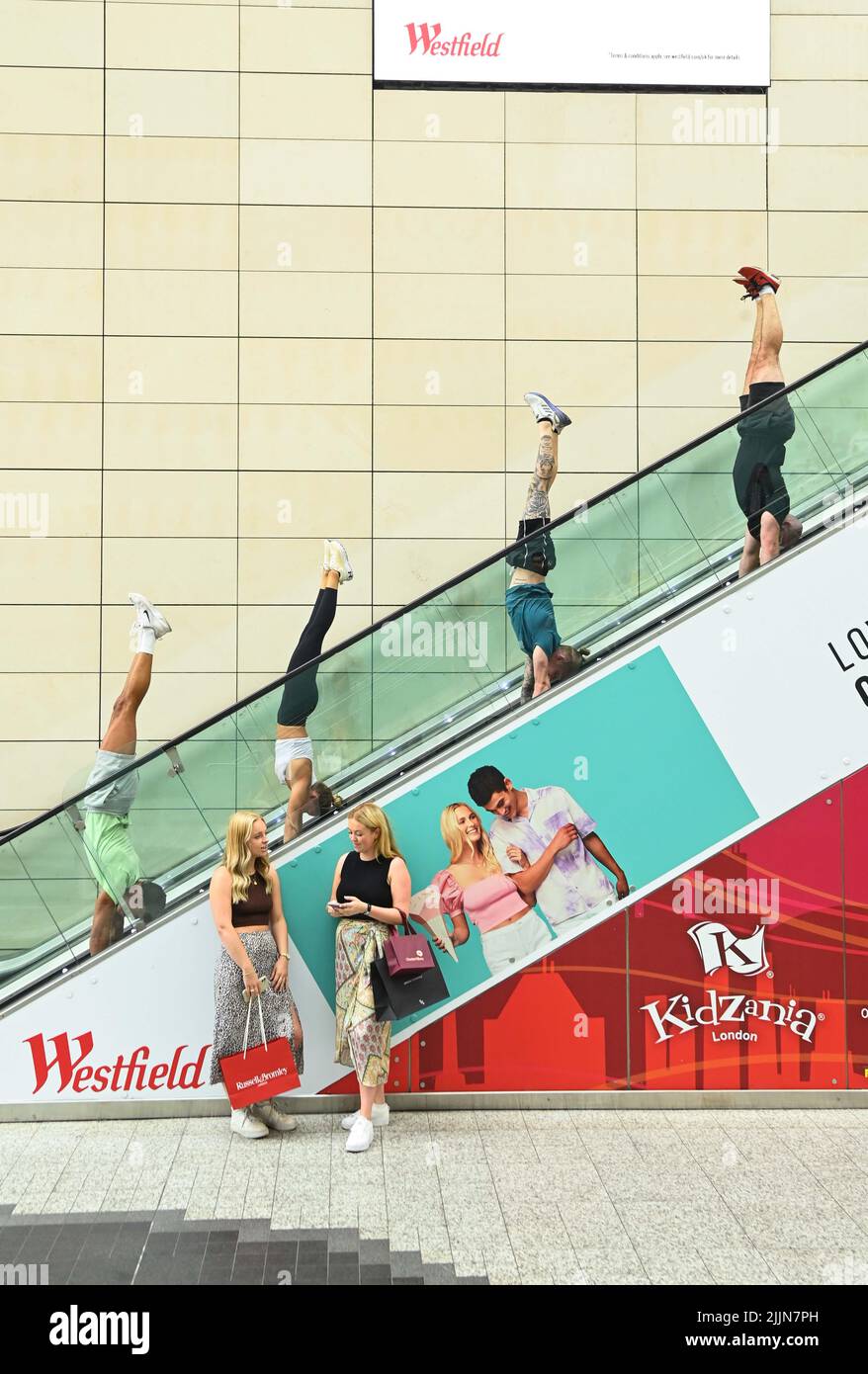 UTILISATION ÉDITORIALE SEULEMENT la gymnaste olympique Nile Wilson ...