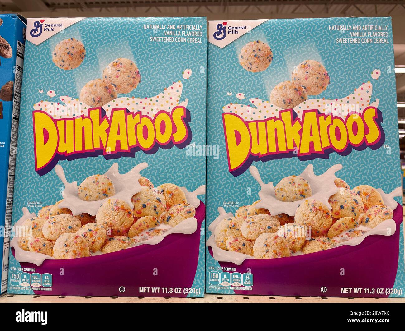 Grovetown, GA USA - 03 20 22: Magasin de vente au détail de céréales General Mills Dunkaroos ...