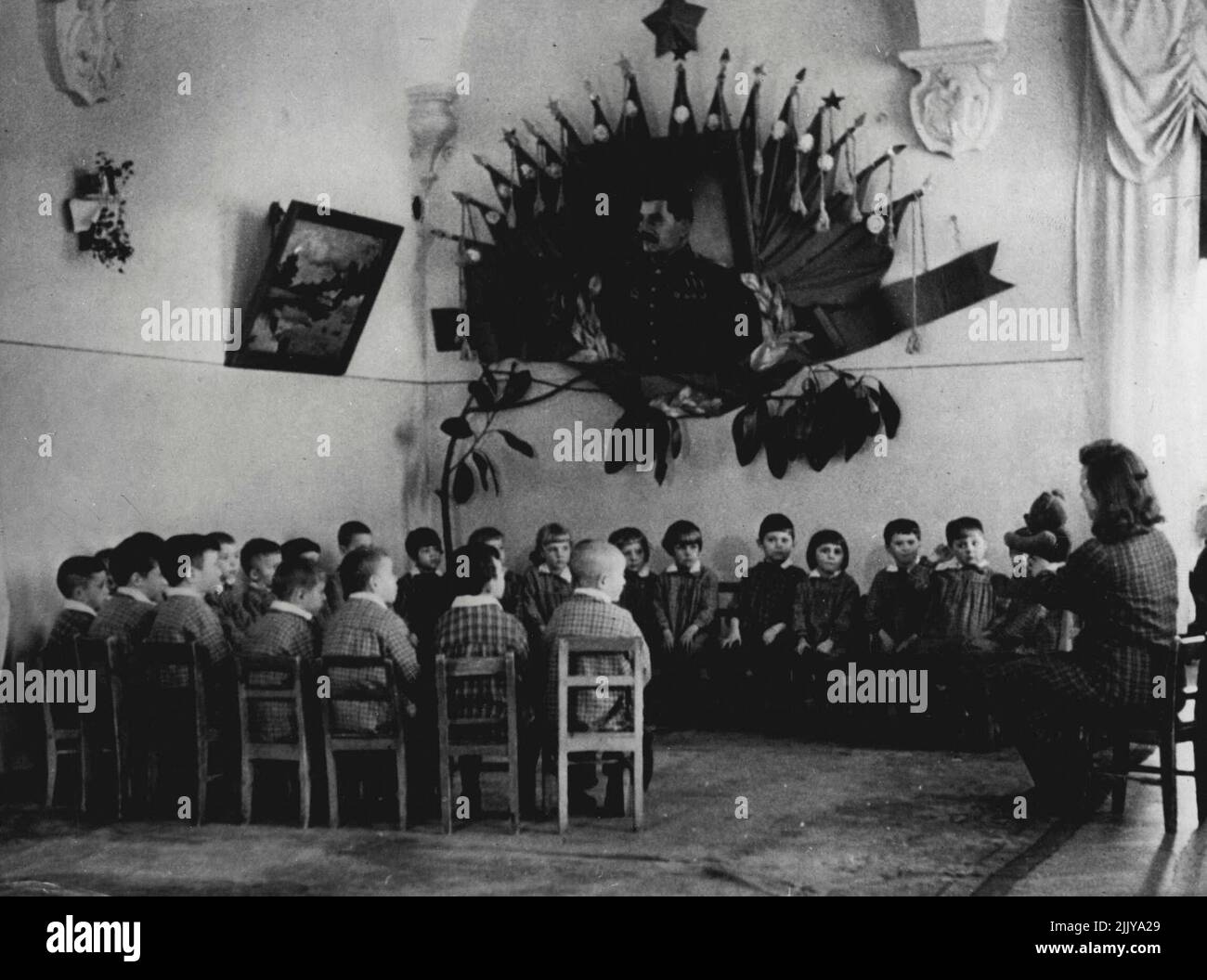 Stalin portrait salle de classe Banque de photographies et d’images à ...