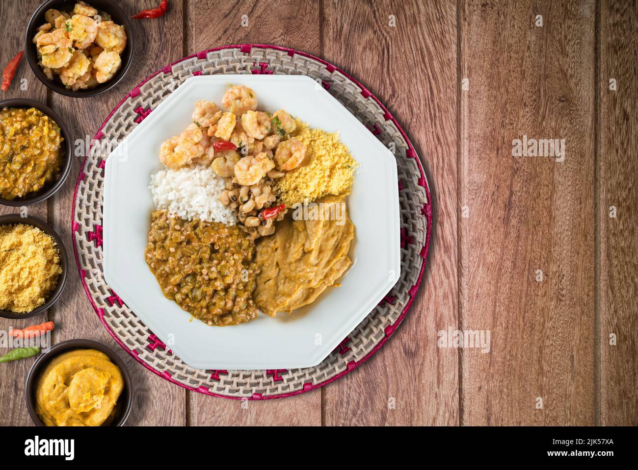 Caruru. Plat traditionnel afro-brésilien à base d'okra et de crevettes ...