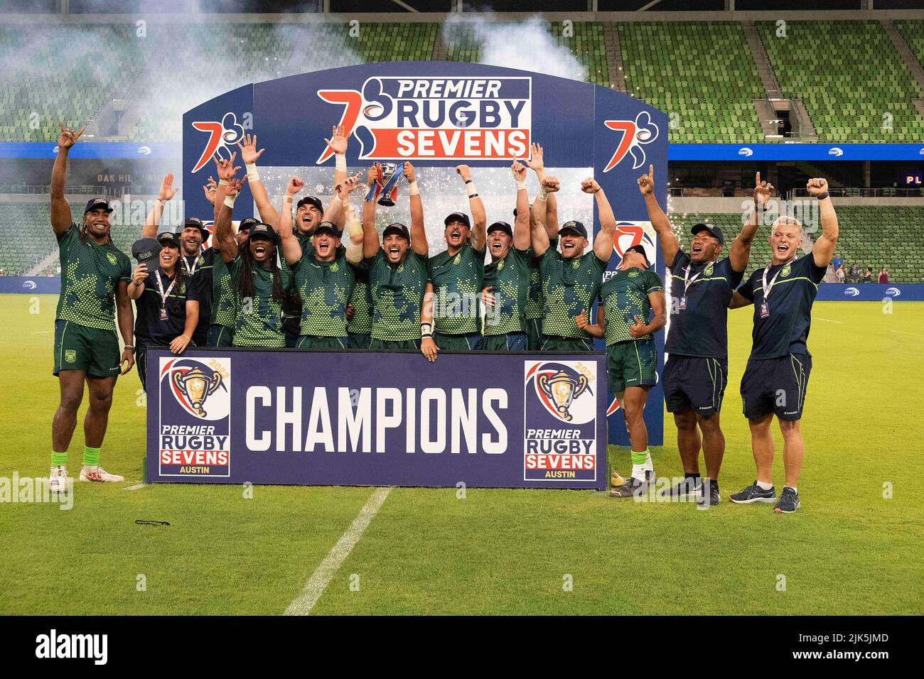 30 juillet 2022: L'équipe de rugby MenÕs à tête de loggerheads remporte ...