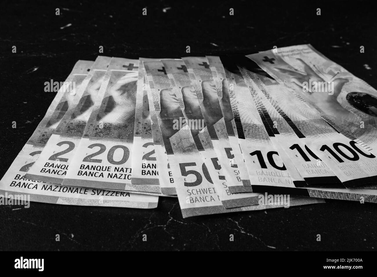 Schweizer franken euro Banque d'images noir et blanc - Alamy
