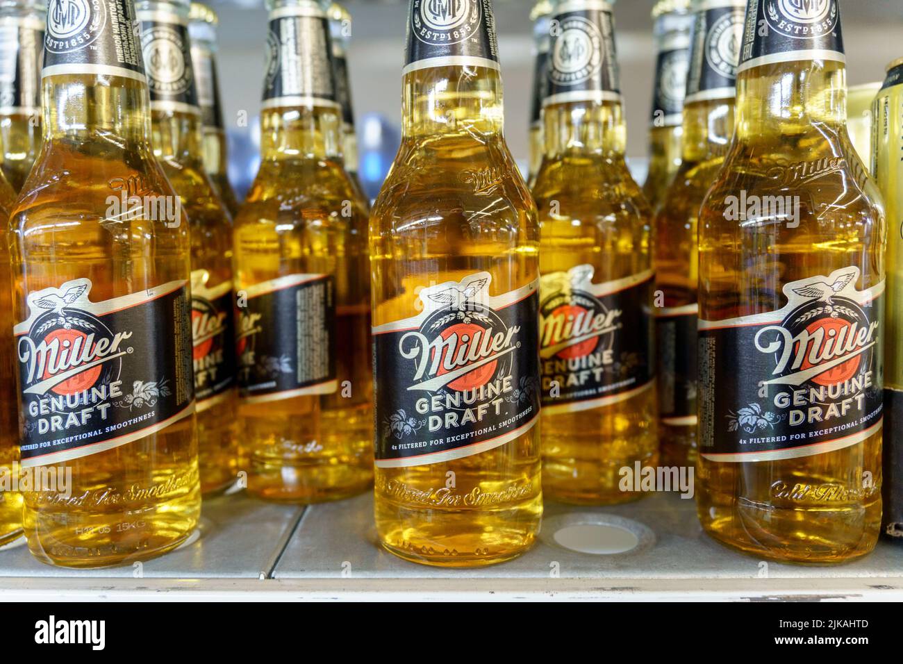 Miller genuine draft beer Banque de photographies et d’images à haute ...