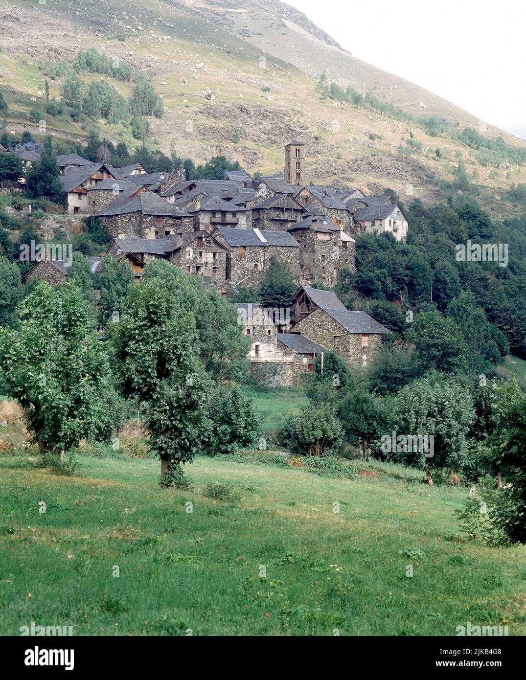 Panoramique de la ville de taull Banque de photographies et d’images à ...