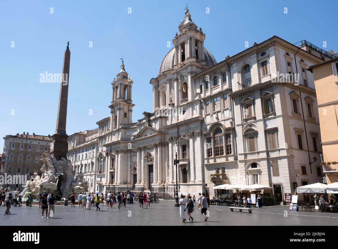 Navona square Banque de photographies et d’images à haute résolution ...