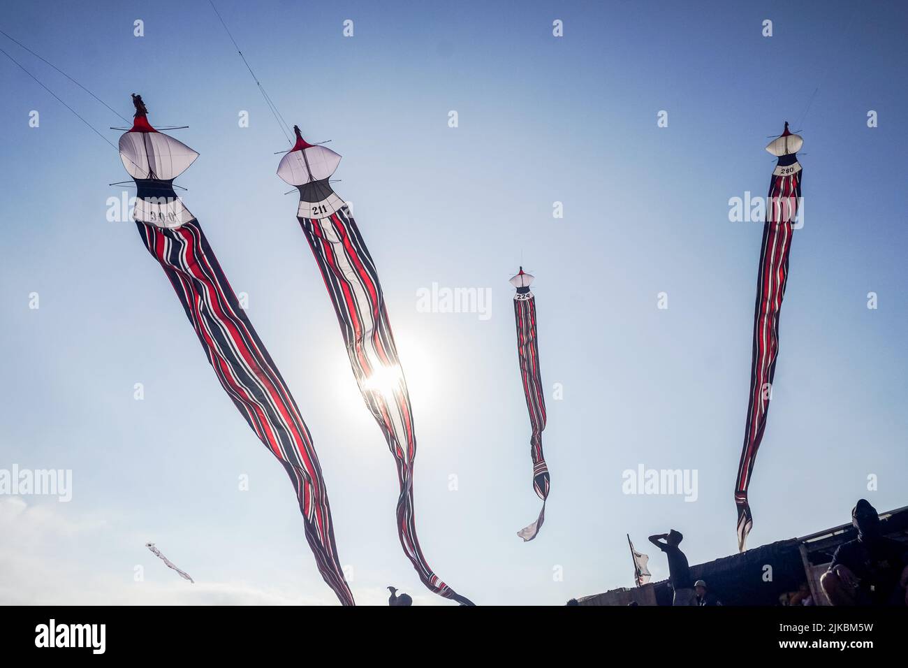 Cerfs volants géants balinais Banque de photographies et d’images à ...