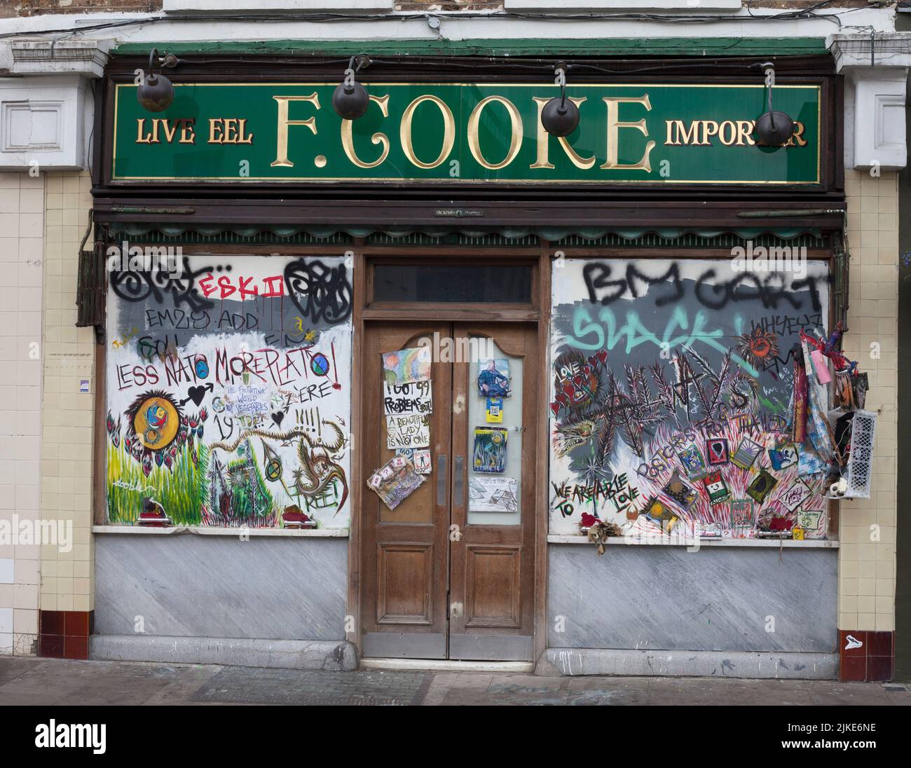 Jellied eel Banque de photographies et d’images à haute résolution - Alamy