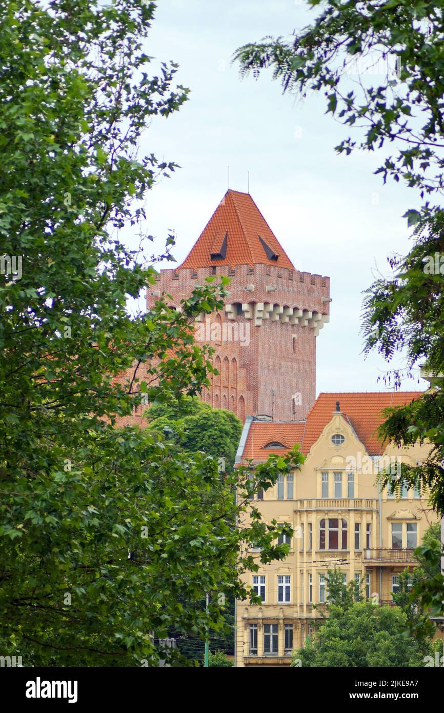 Château de briques rouges Banque de photographies et d’images à haute ...