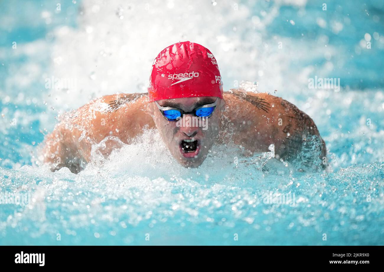 Le Jacob Peters d'Angleterre en action dans le Medley Relay Heat 2 de 4 ...