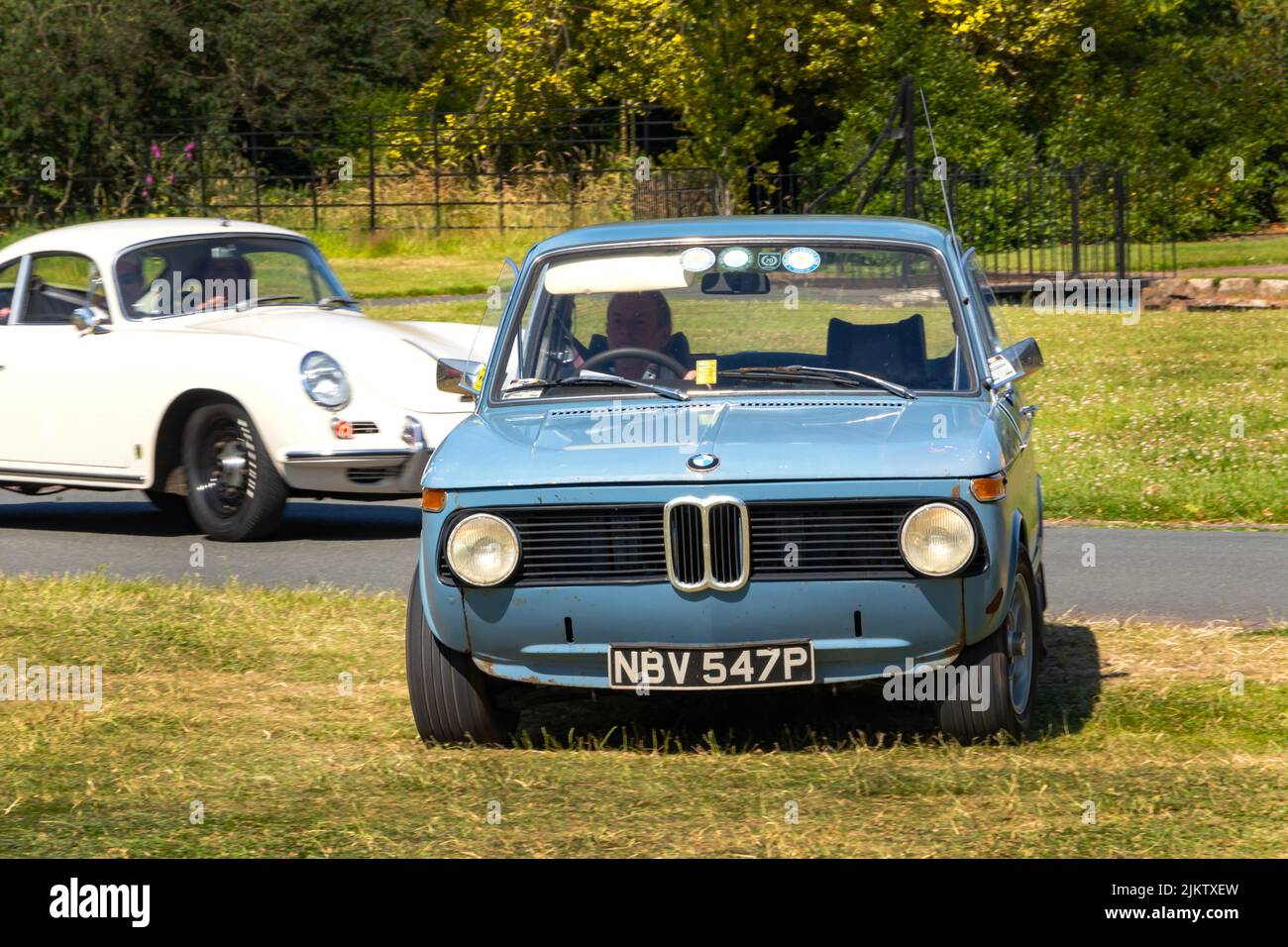 Vintage bmw 2002 Banque de photographies et d’images à haute résolution ...