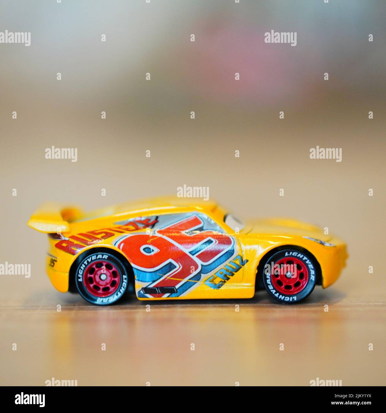 Mattel cruz ramirez Banque de photographies et d’images à haute ...