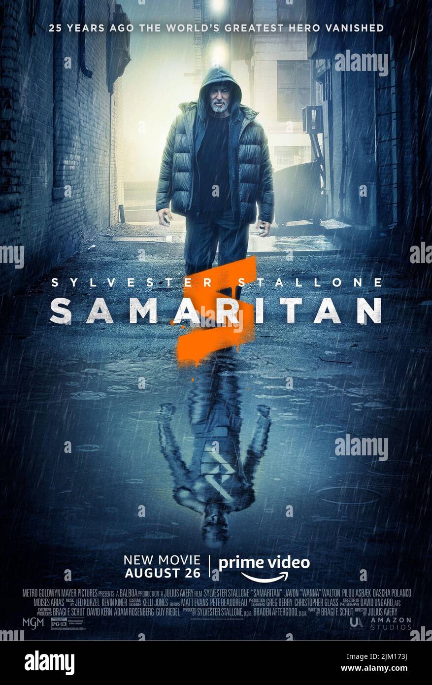 SYLVESTER STALLONE à SAMARITAN (2022), réalisé par JULIUS AVERY. Crédit ...