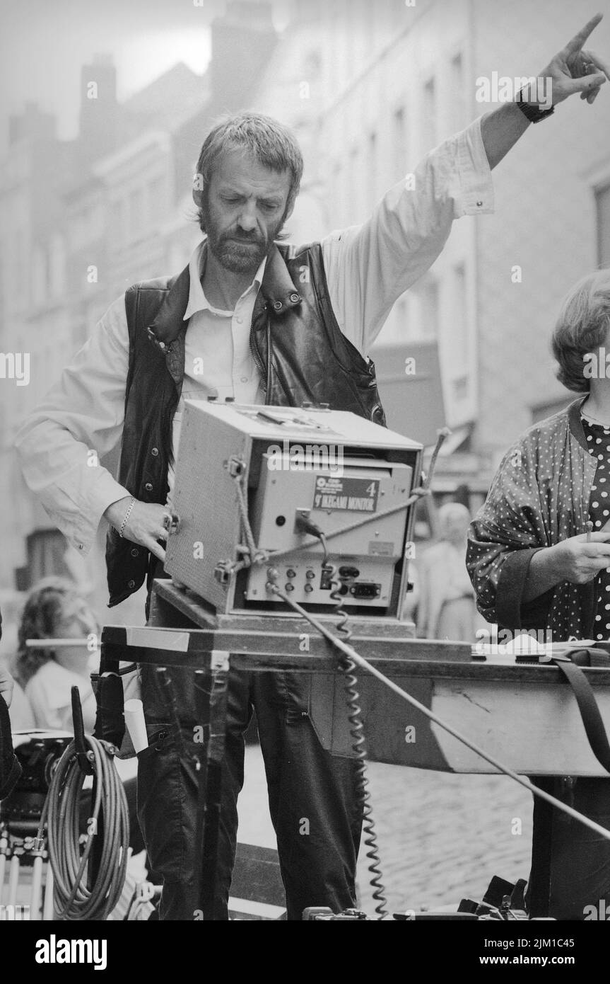 Bruxelles, Belgique - 12 août 1992: Ken Grieve réalisateur sur le set ...