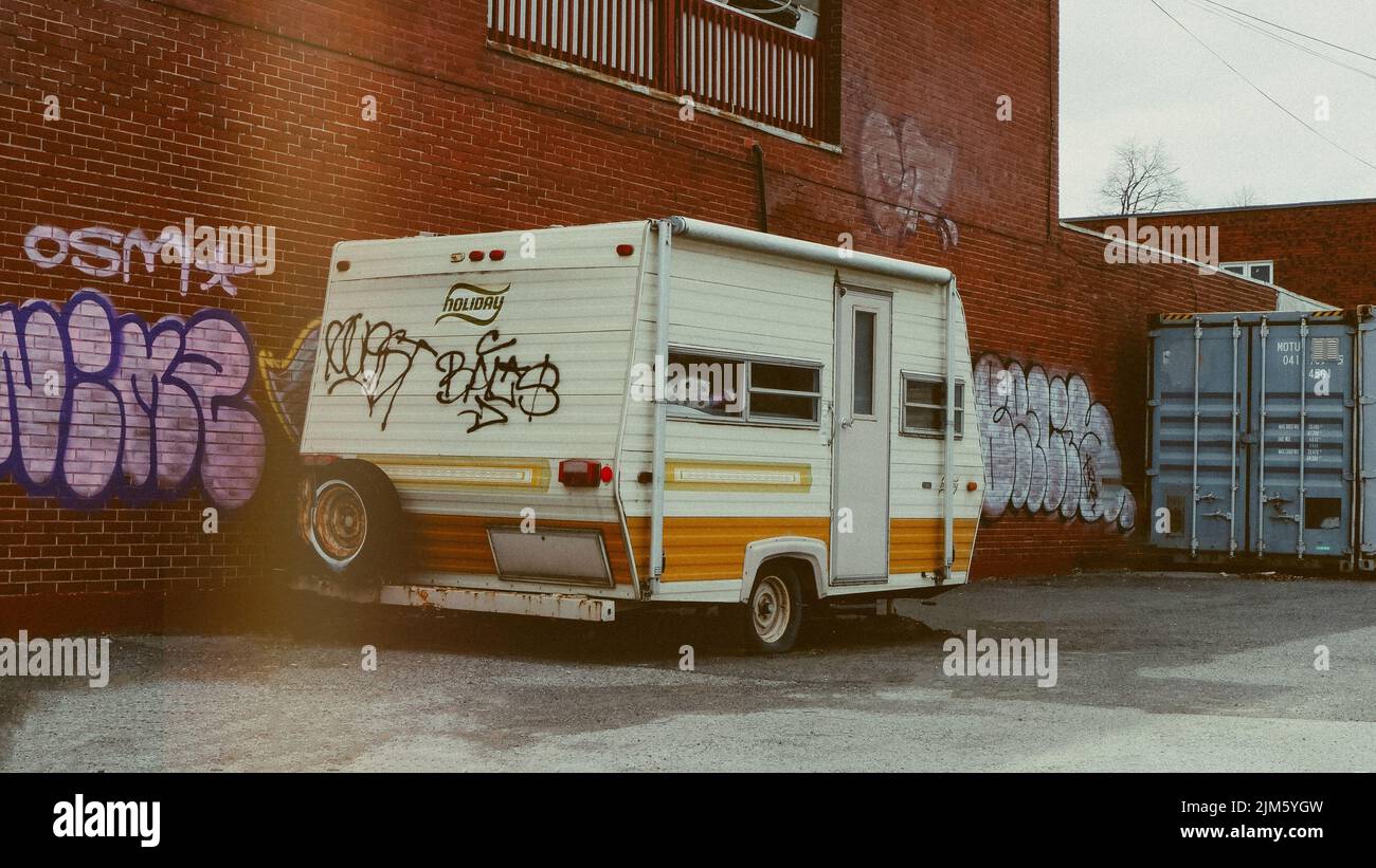 Truck graffiti mur Banque de photographies et d’images à haute ...