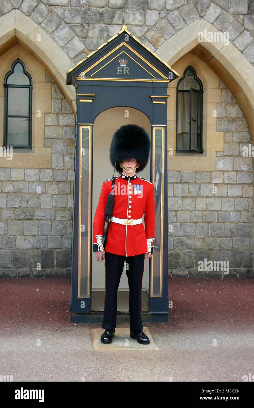 Soldat de la garde anglaise Banque de photographies et d’images à haute ...