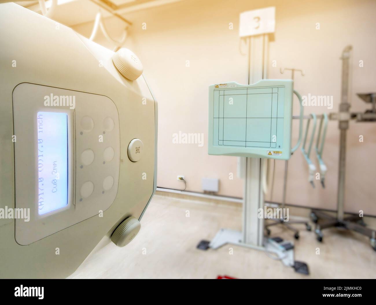 Appareil général de radiographie en salle de radiologie .équipement ...