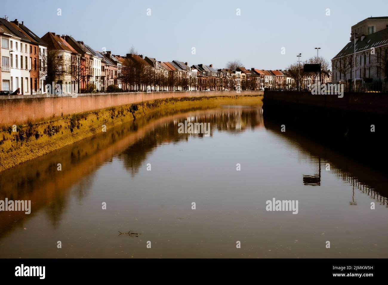 MALIN, Anvers, BELGIQUE, 28 mars, 2022, vue sur le remblai de la ...