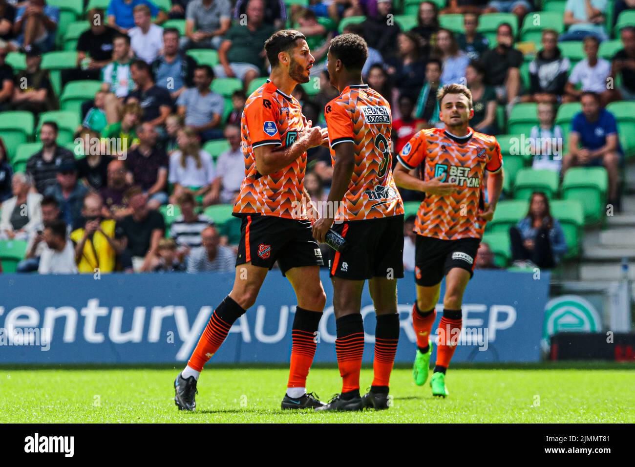 GRONINGEN, PAYS-BAS - AOÛT 7 : Benaissa Benamar du FC Volendam, Brian ...