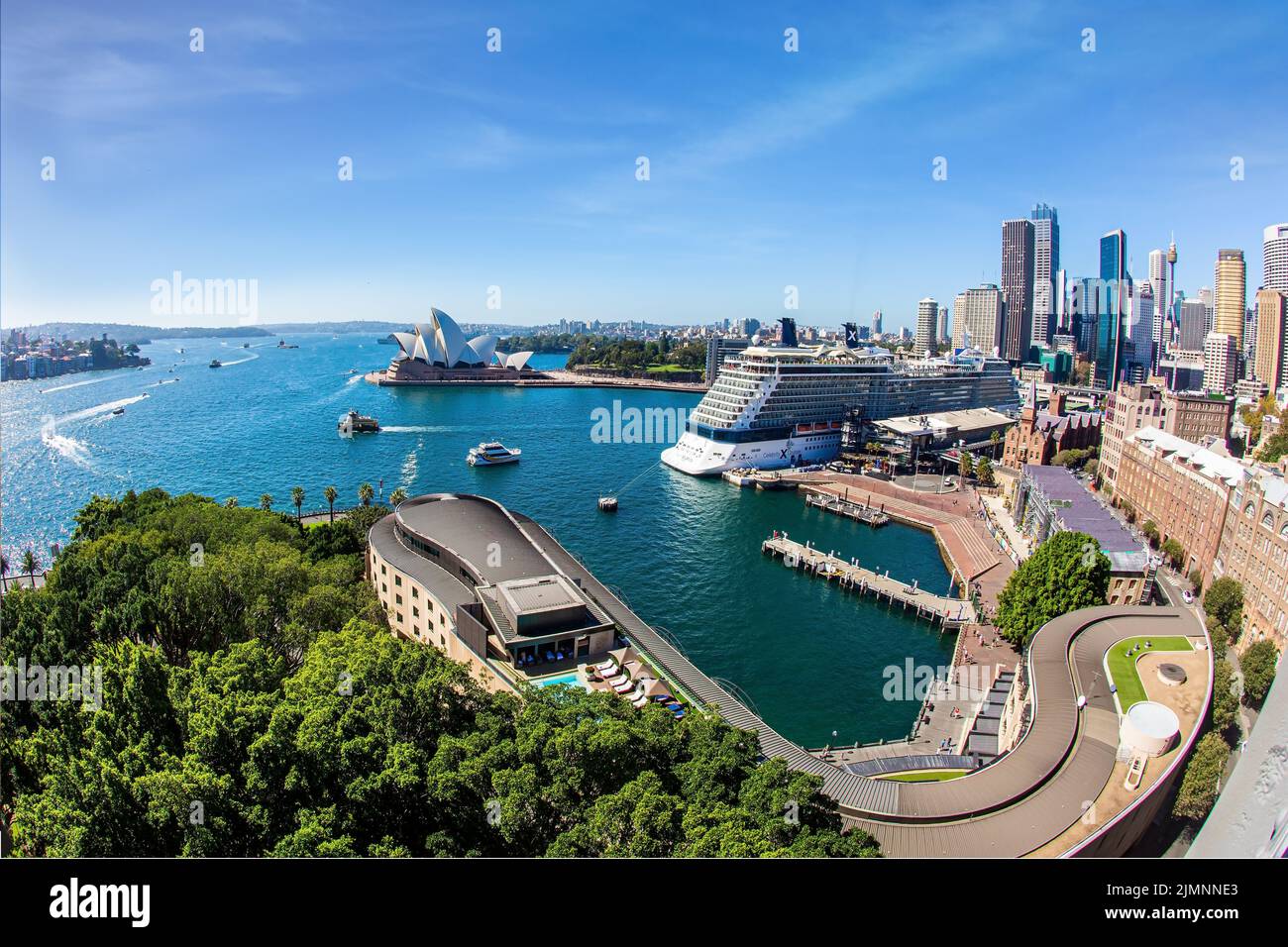 Croisière sur le port de sydney Banque de photographies et d’images à ...