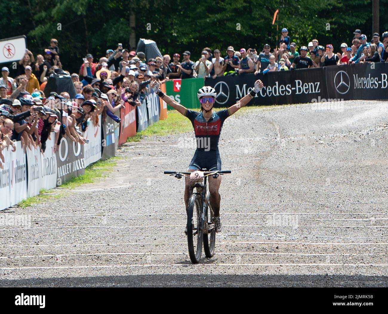7 août 2022, BEAUPRE, PQ, Canada : Jolanda Neff, de Suisse, franchit la ...