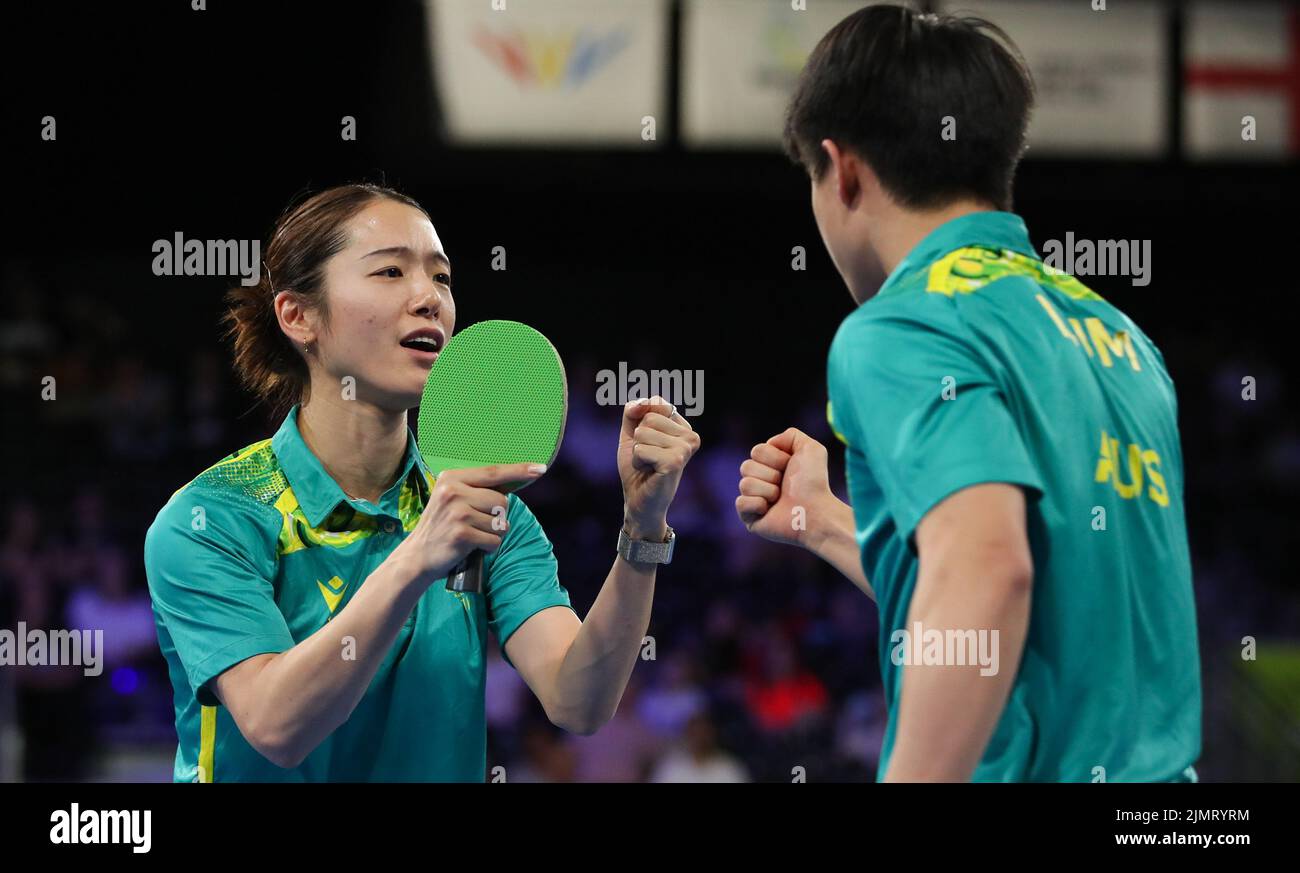 Nicholas Lum et Minhyung Jee d’Australie se disputent pendant la ...