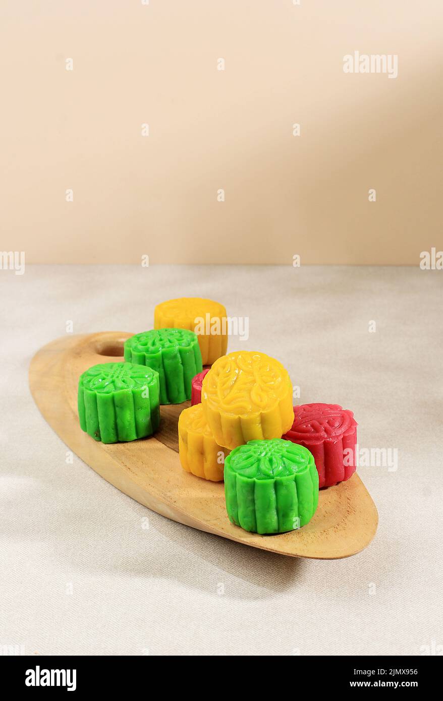 Gâteau de lune en peau de neige. Nouvelle variante de la pâte de pain ...