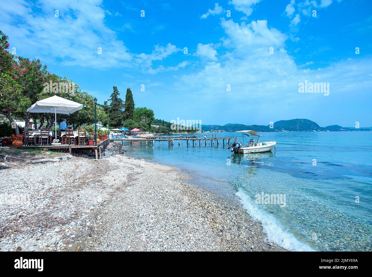 Petite plage de Boukari, Corfou, Iles Ioniennes, Grèce Photo Stock - Alamy