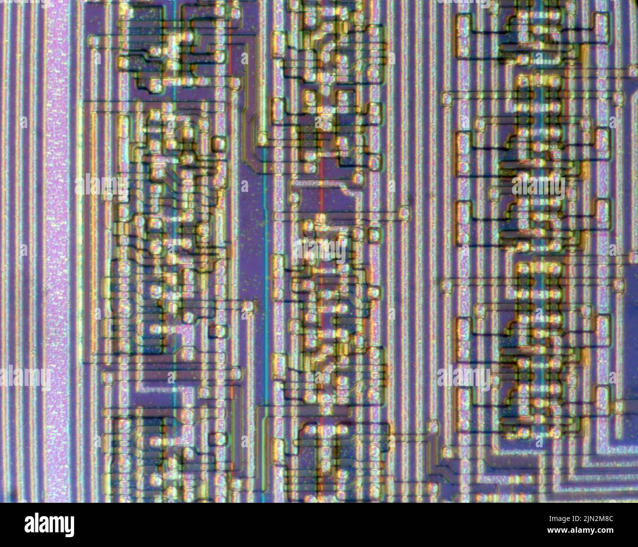 Balayage à partir d'un microscope électronique d'un circuit intégré sur ...