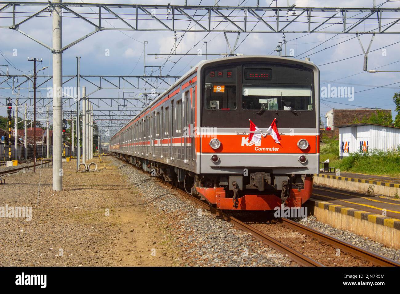 Ancienne JR East 205 série EMU avec traction VVVF ex Yamanote/Musashino Line exploité par PT ...