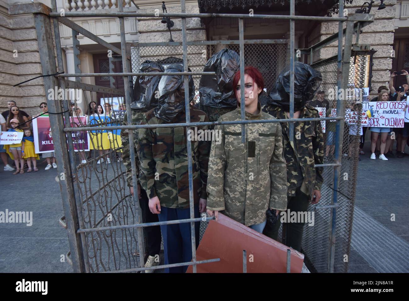 Prisonniers d'azov en ukraine Banque de photographies et d’images à haute résolution - Alamy