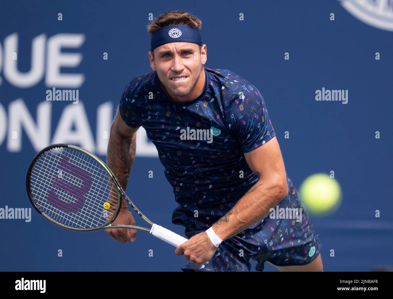 10 août 2022, Montréal, PQ, Canada : Alex Molcan, de Slovaquie, sert à ...