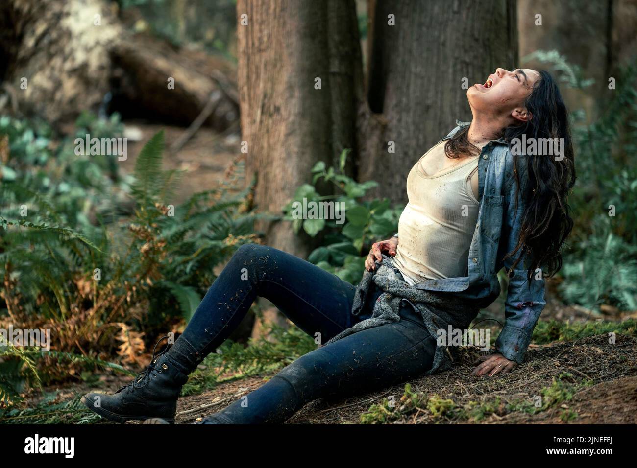 MELISSA BARRERA in BREATHE (2022) -titre original: KEEP BREATHING ...