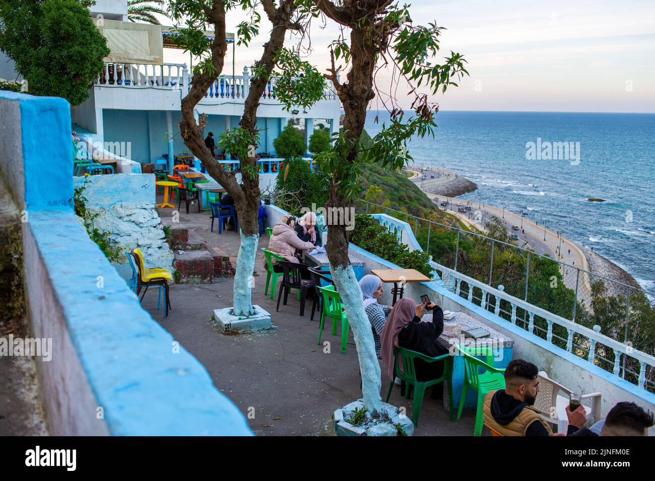 Café hafa tanger Banque de photographies et d’images à haute résolution ...