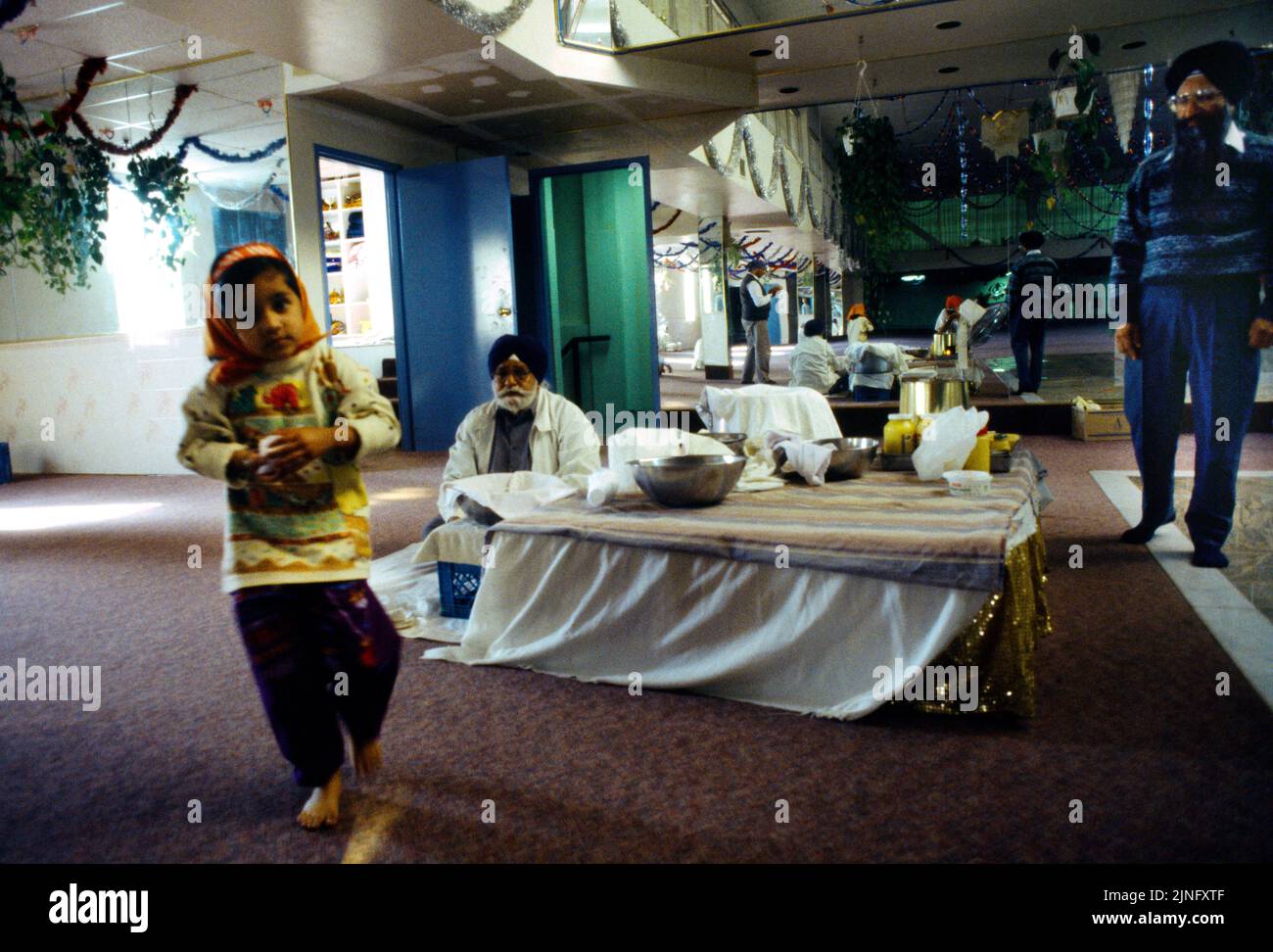 Kara parshad Banque de photographies et d’images à haute résolution - Alamy