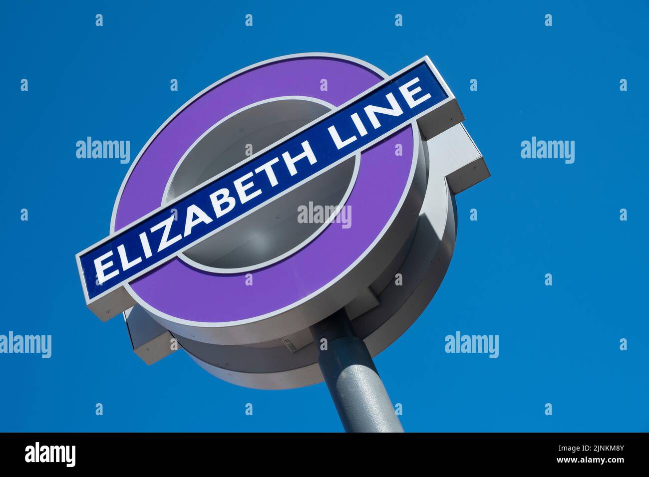 Station de métro de Londres panneau pour la ligne Elizabeth à Canary ...
