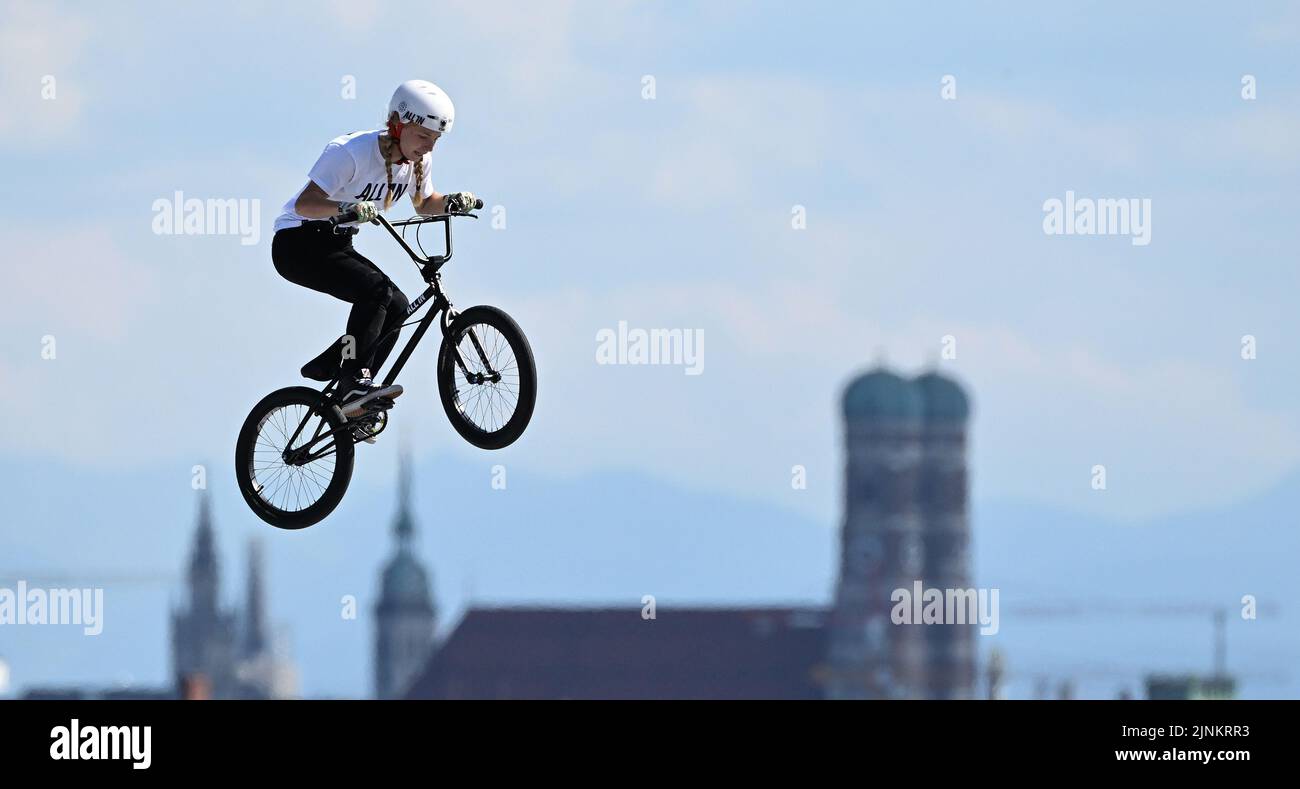 Kim müller Banque de photographies et d’images à haute résolution - Alamy