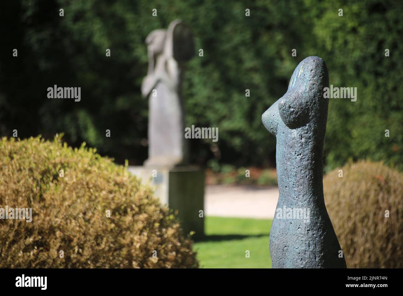 Torse de danseuse. 1999. Achiam. Statue en bronze. Grand Prix des Beaux ...