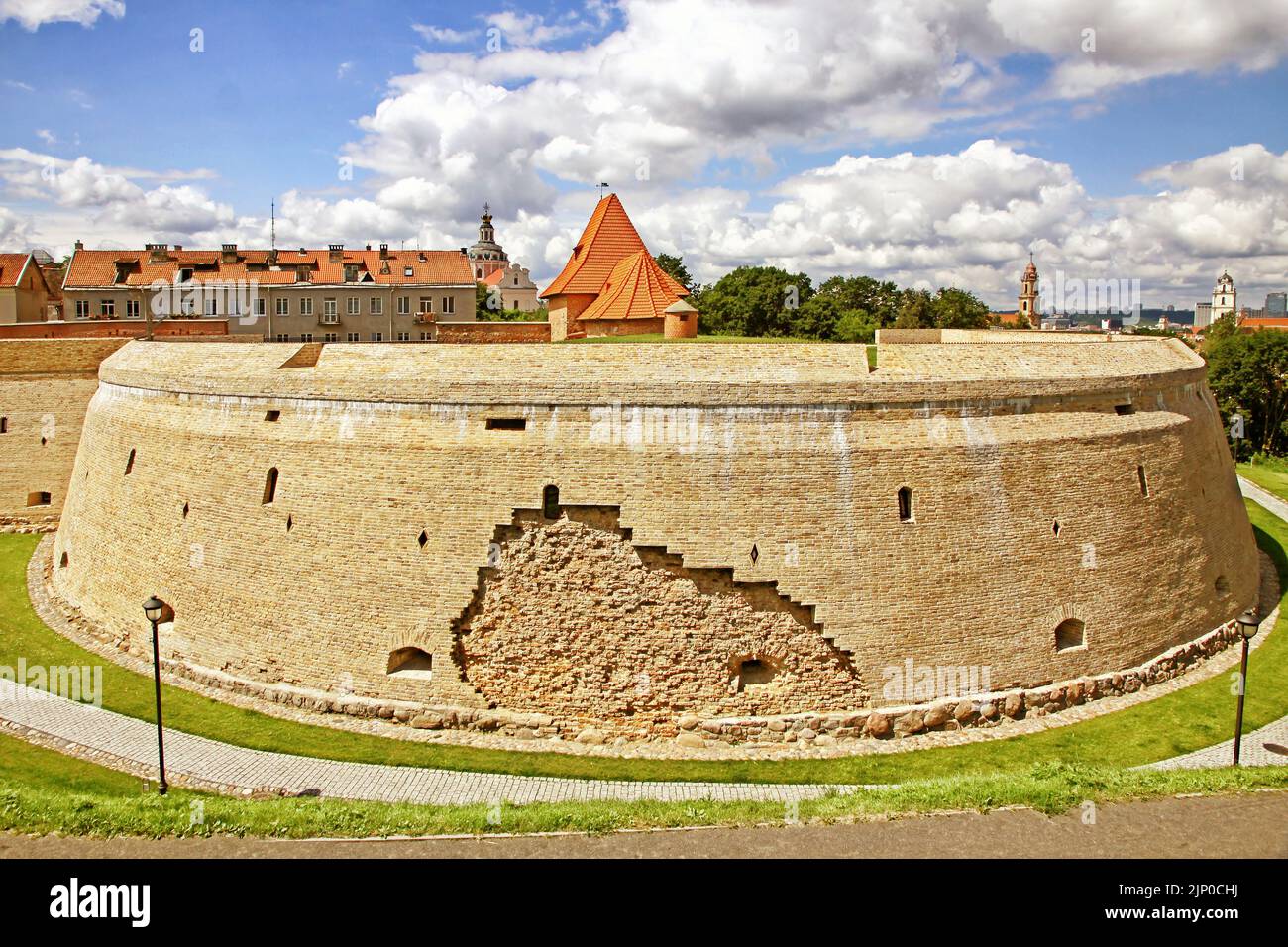 Le bastion des murs défensifs de Vilnius, Lituanie. La structure de fortification a été ...