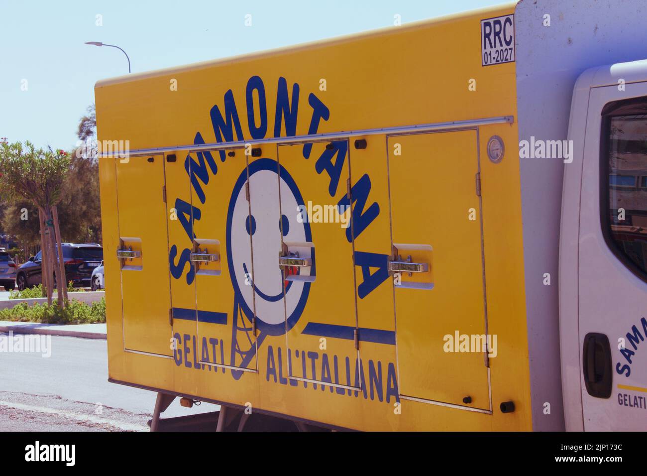 Camion italien classique Banque de photographies et d’images à haute ...