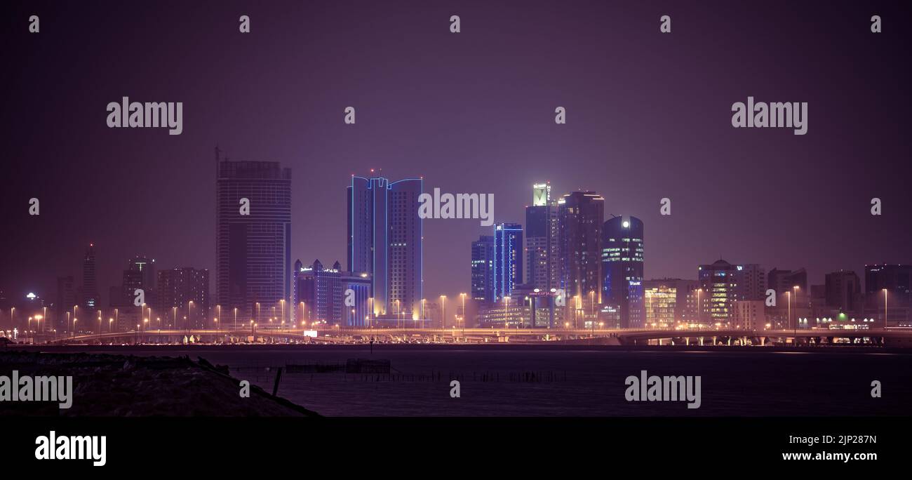 Bahrain street view city capital Banque de photographies et d’images à ...
