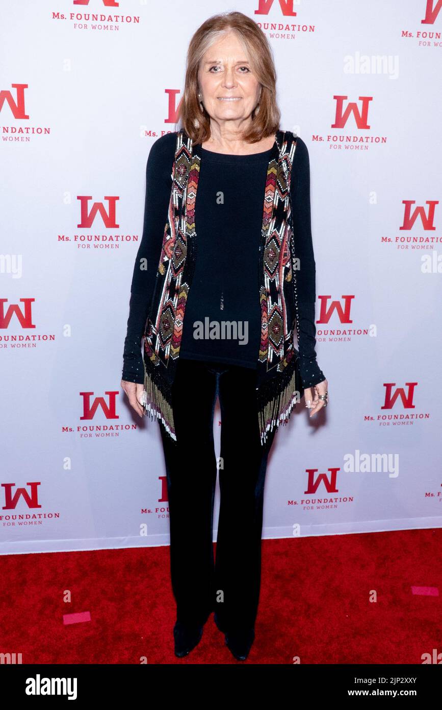 Gloria steinem est un écrivain Banque de photographies et d’images à ...
