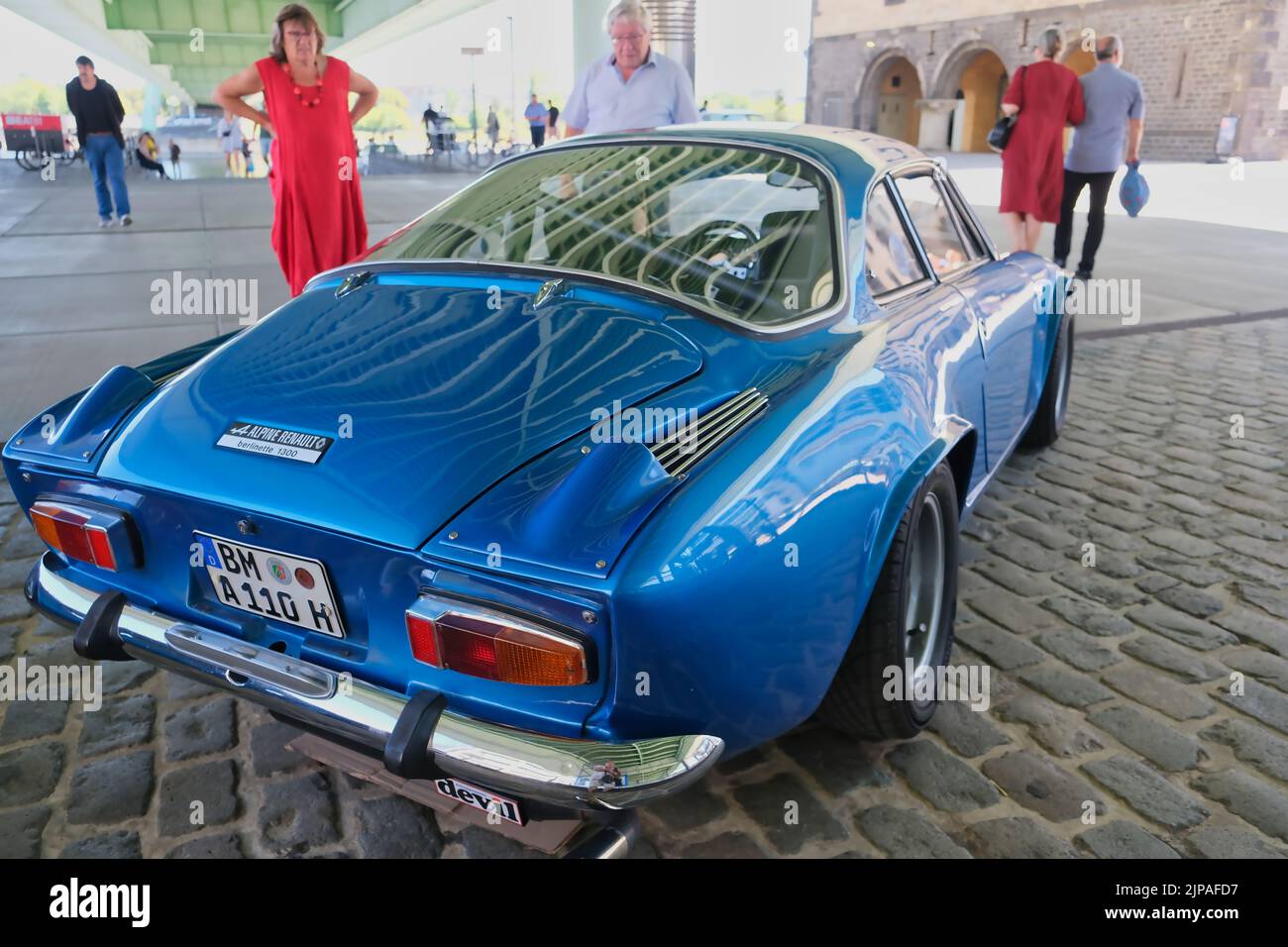 Renault Alpine A110 Berlinette 1300 des années 60 au salon oldtimer de ...