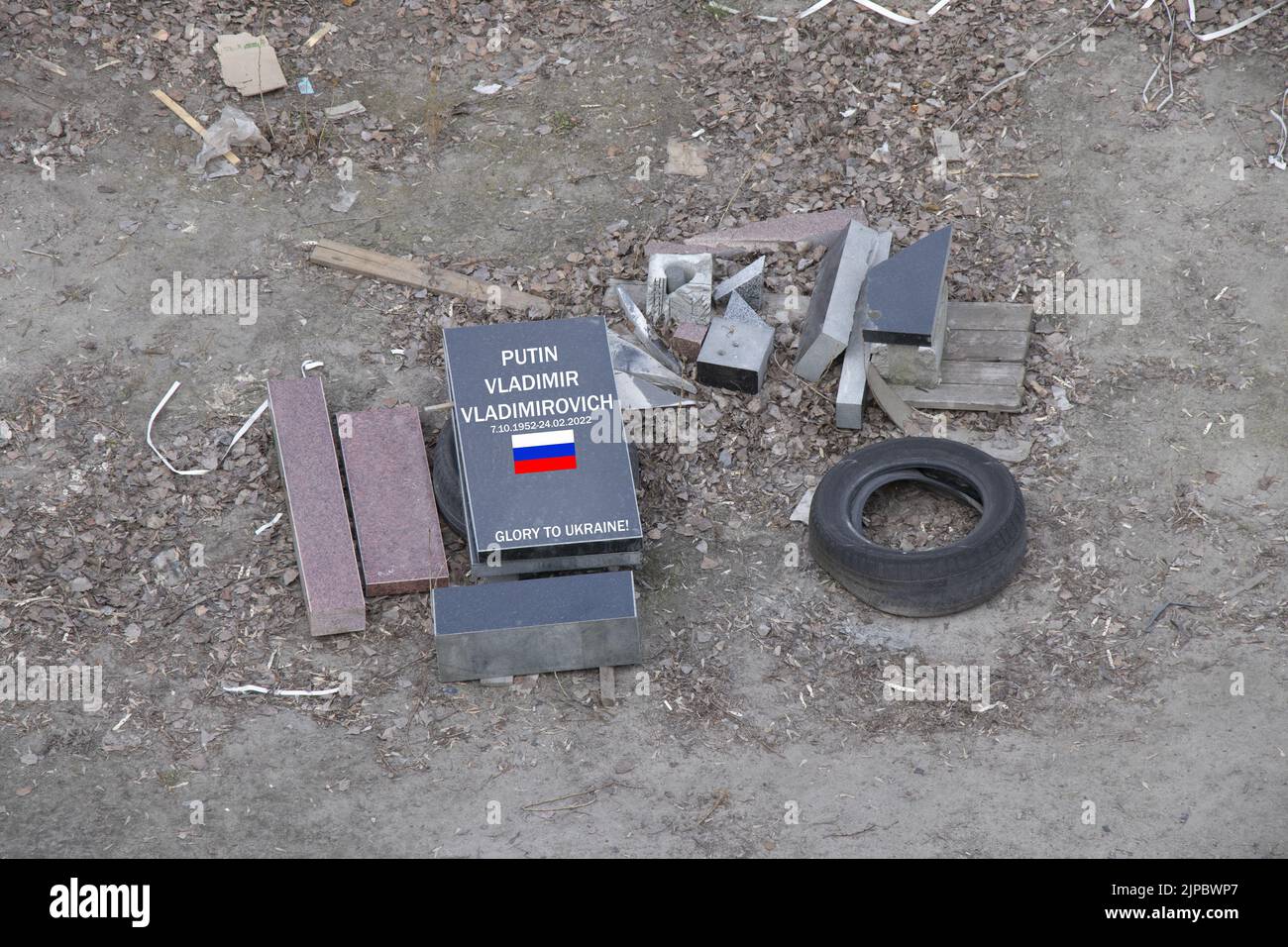 La tombe de Vladimir Poutine sur le territoire ukrainien, mettre fin à ...